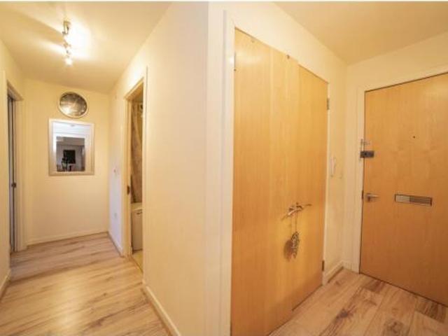 2 bedroom flat for rent in Edinburgh Road, Glasgow, G33 2EB, G33