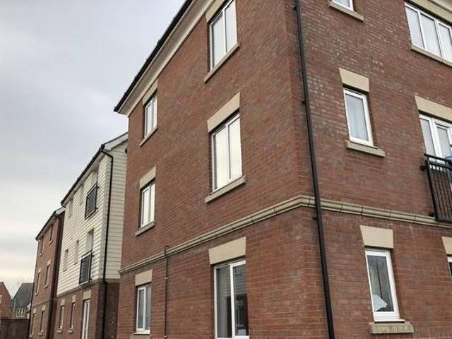2 bedroom flat for rent in Eider Close Stowmarket IP14