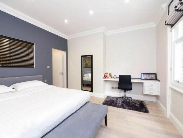 2 bedroom flat for rent in Elm Park Gardens, Chelsea, SW10