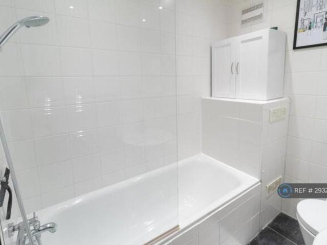 2 bedroom flat for rent in Elm Park Gardens, London, SW10
