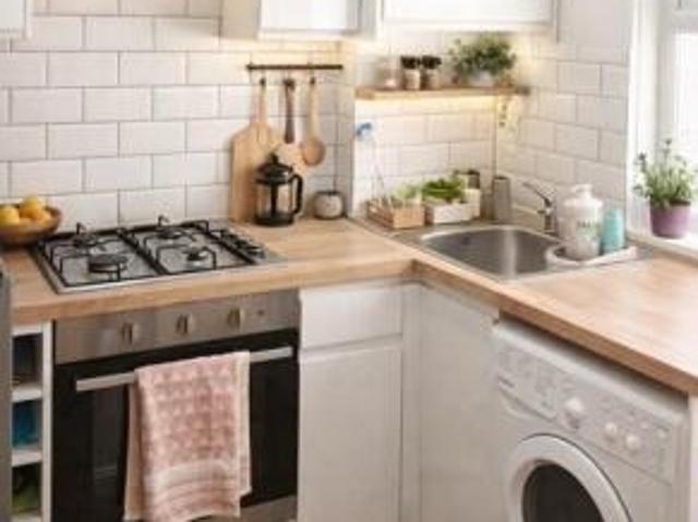 2 bedroom flat for rent in Elmdale Road, London, N13