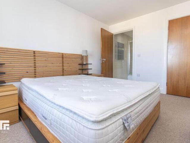 2 bedroom flat for rent in Electra House, Celestia, Cardiff Bay, CF10
