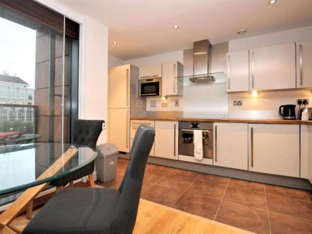 2 bedroom flat for rent in Elektron Tower, Blackwall Way, E14
