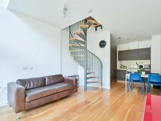 2 Bedroom Flat For Rent In Elephant And Castle, London