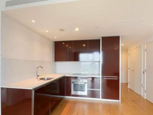 2 Bedroom Flat For Rent In Elephant And Castle, London