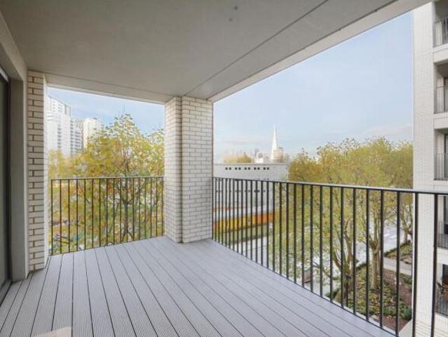 2 bedroom flat for rent in Elephant and Castle, London, SE17