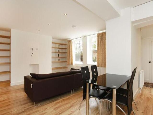 2 bedroom flat for rent in Elgin Avenue, Maida Vale, London, W9