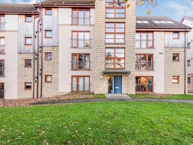 2 bedroom flat for rent in Elgin IV30