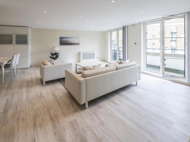 2 bedroom flat for rent in Elizabeth Court, Palgrave Gardens, City Of Westminster, London, NW1