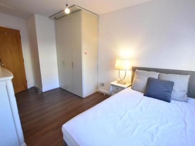 2 bedroom flat for rent in Elizabeth Court, Palgrave Gardens, London NW1