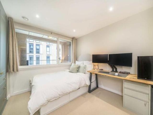 2 bedroom flat for rent in Eltringham Street, Wandsworth, SW18