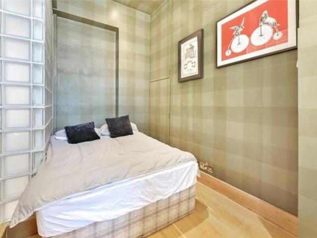 2 bedroom flat for rent in Elvaston Place, South Kensington, SW7