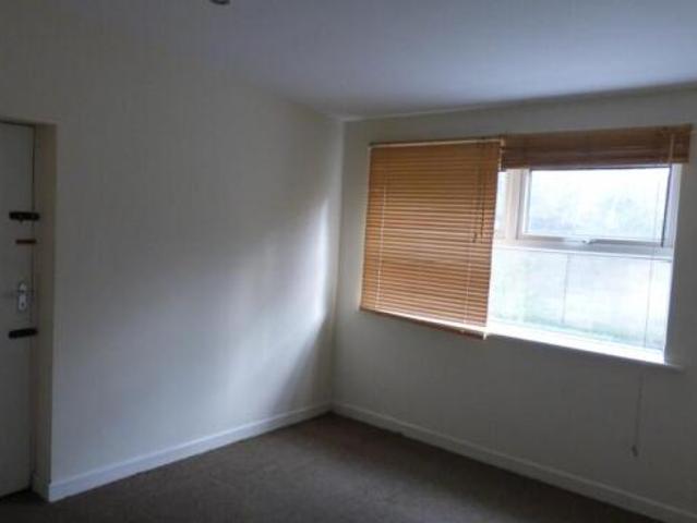 2 bedroom flat for rent in Ely Road, Cardiff, CF5