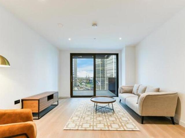 2 Bedroom Flat For Rent In Embassy Gardens, London