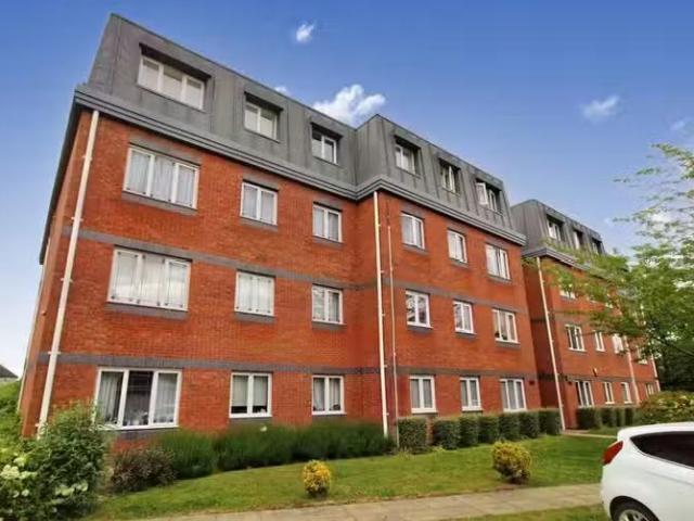2 bedroom flat for rent in Endymion Mews, AL10