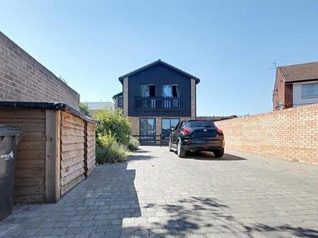 2 Bedroom Flat For Rent In Enfield