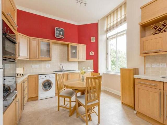 2 bedroom flat for rent in Esdaile Bank, The Grange, Edinburgh, EH9