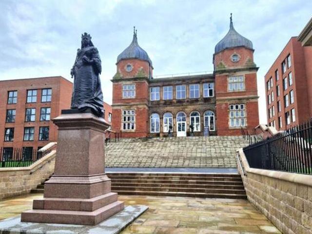 2 Bedroom Flat For Rent In Erasmus Drive, Derby