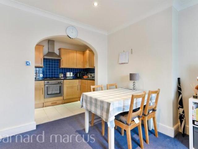 2 bedroom flat for rent in Ewell Road, SURBITON, KT6