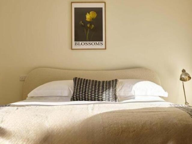 2 bedroom flat for rent in Randolph Avenue, Little Venice, W9