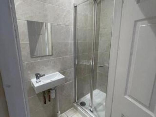 2 bedroom flat for rent in Euston Road, Far Cotton, Northampton, NN4