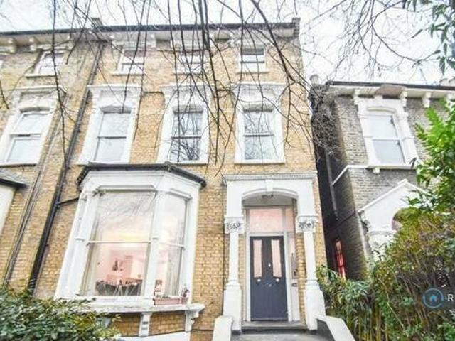 2 bedroom flat for rent in Evering Road London E5