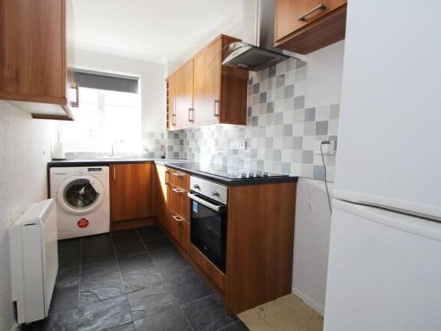 2 bedroom flat for rent in Eversley Street, Tollcross, G32