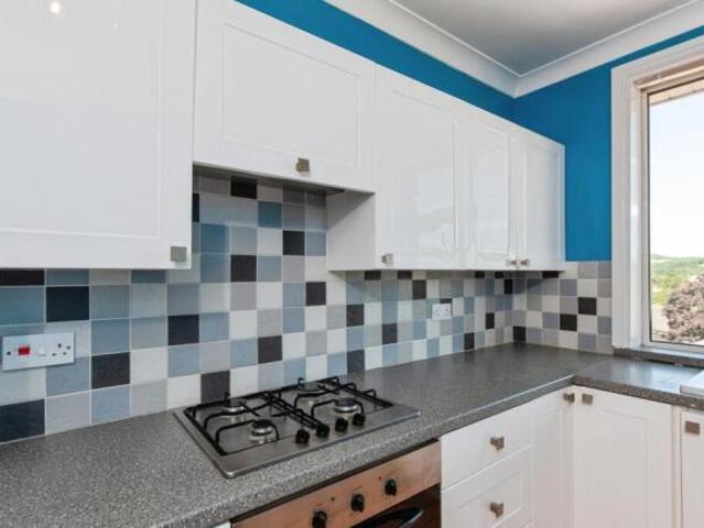 2 bedroom flat for rent in Fairfield House, Fairfield Road, Bath, BA1