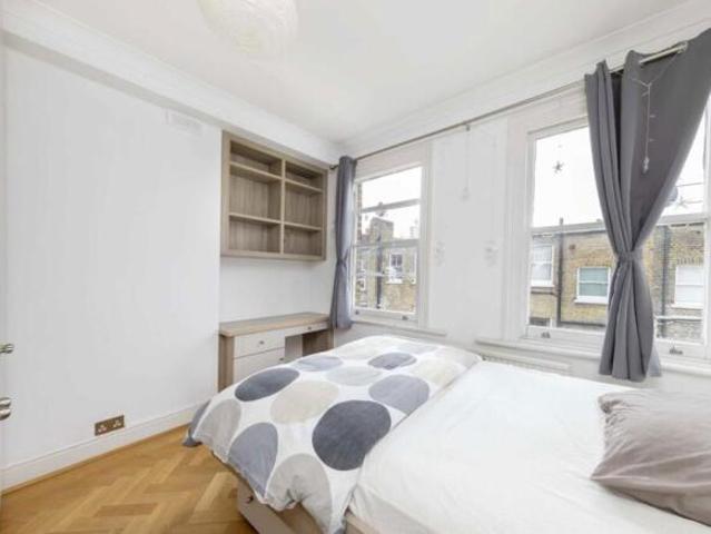 2 bedroom flat for rent in Fairholme Road, West Kensington, W14