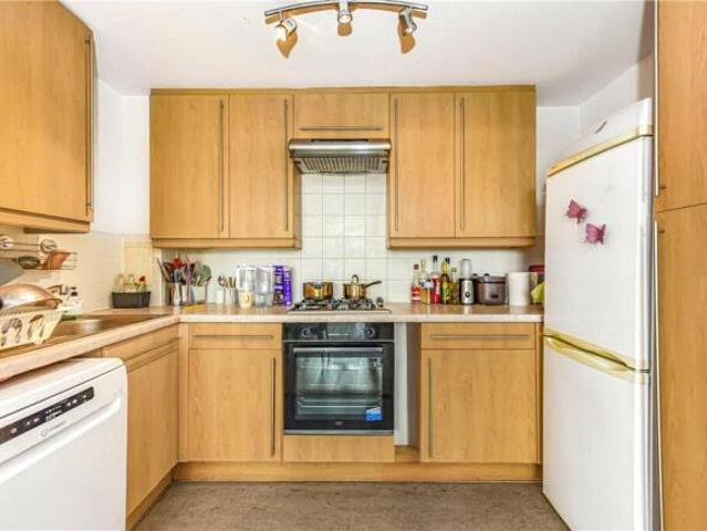 2 bedroom flat for rent in Fairlead House, Cassilis Road, London, E14