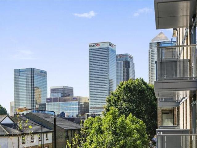 2 bedroom flat for rent in Felix Point, Epstein Square, E14