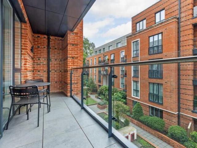 2 bedroom flat for rent in Fellowes Rise, Winchester, SO22