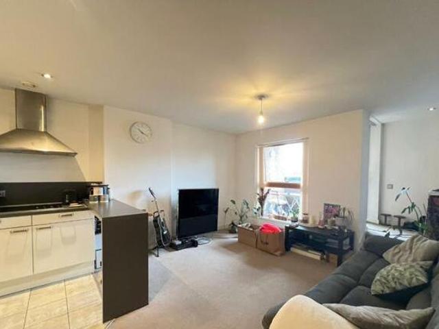 2 Bedroom Flat For Rent In Fernie Street