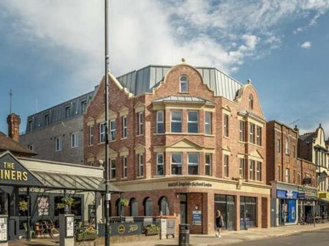 2 Bedroom Flat For Rent In Finchley Central, London