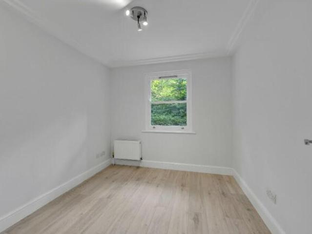 2 bedroom flat for rent in Finchley Road, London, NW3 *Communal Garden*, NW3