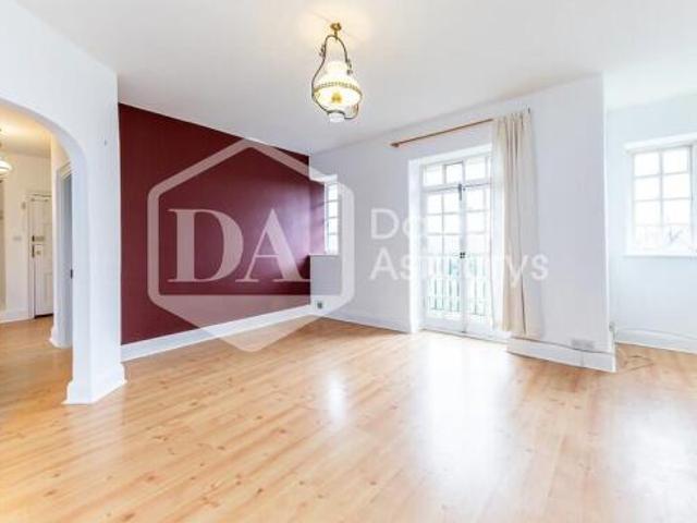 2 bedroom flat for rent in Finchley Road, Temple Fortune, Golders Green, NW11
