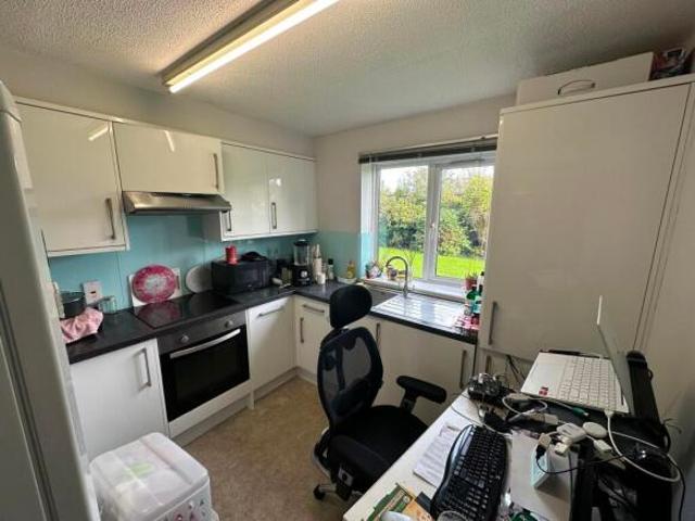 2 bedroom flat for rent in Fir Tree Close, London, W5