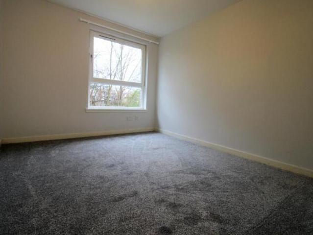 2 bedroom flat for rent in Firpark Close, Dennistoun, Glasgow, G31