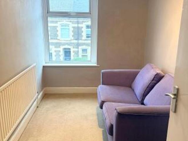 2 bedroom flat for rent in First Floor, Seymour Street, Splott, Cardiff, CF24