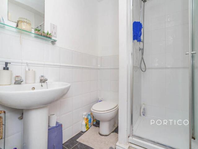 2 bedroom flat for rent in Fishguard Way, Galleons Lock, London, E16