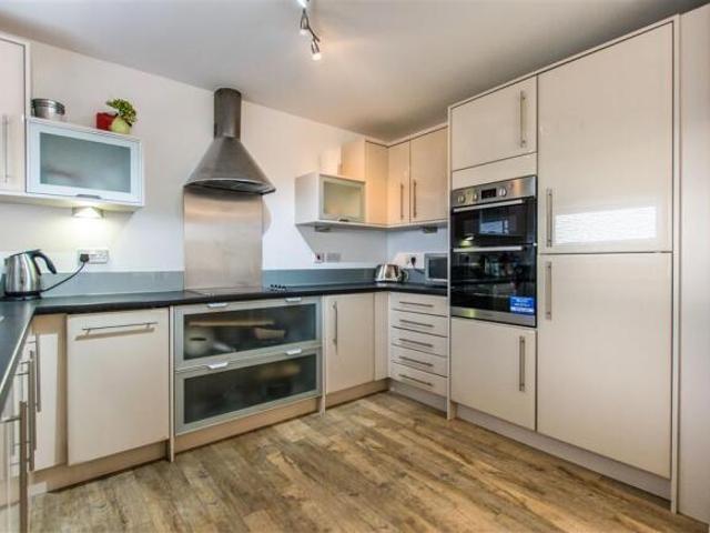 2 bedroom flat for rent in Fishermans Way, SA1