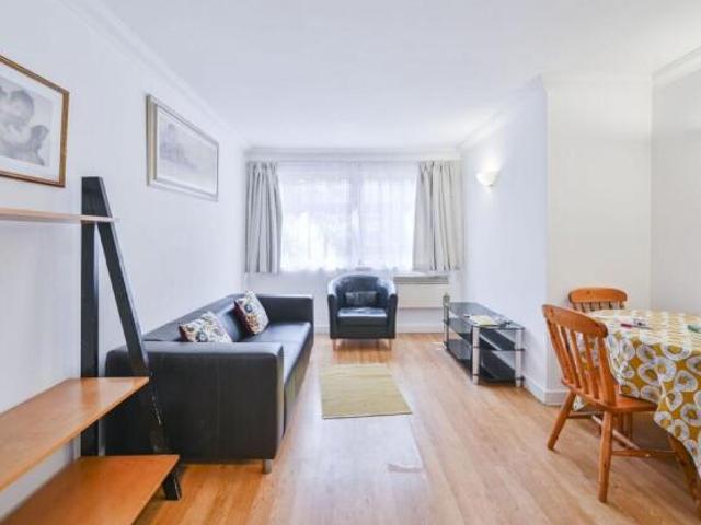 2 bedroom flat for rent in Fitzroy Street, Fitzrovia, London, W1T