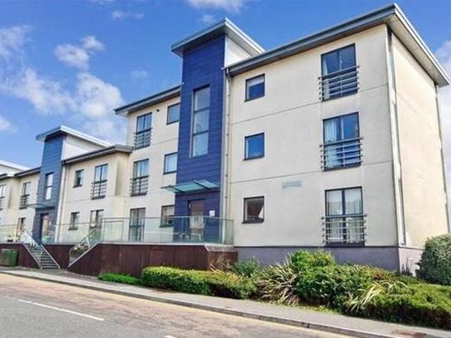 2 bedroom flat for rent in Fort Road Newhaven BN9