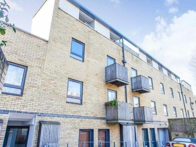 2 Bedroom Flat For Rent In Fortess Road