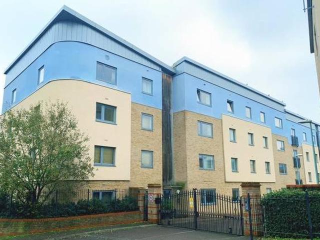 2 bedroom flat for rent in Forum Court Bury St Edmunds IP32 6BP IP32