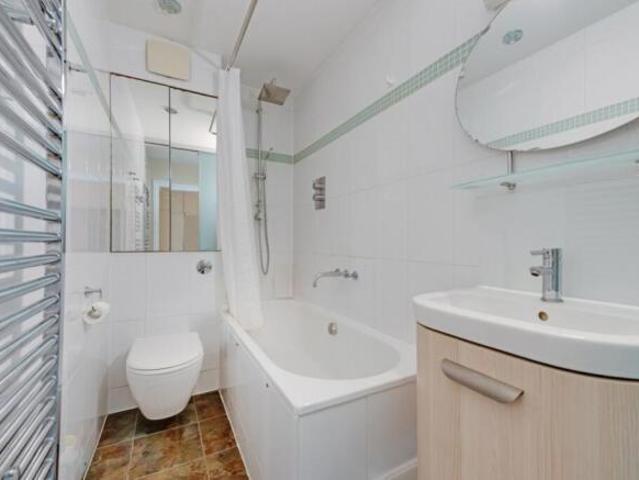 2 bedroom flat for rent in Formosa Street, Little Venice, W9