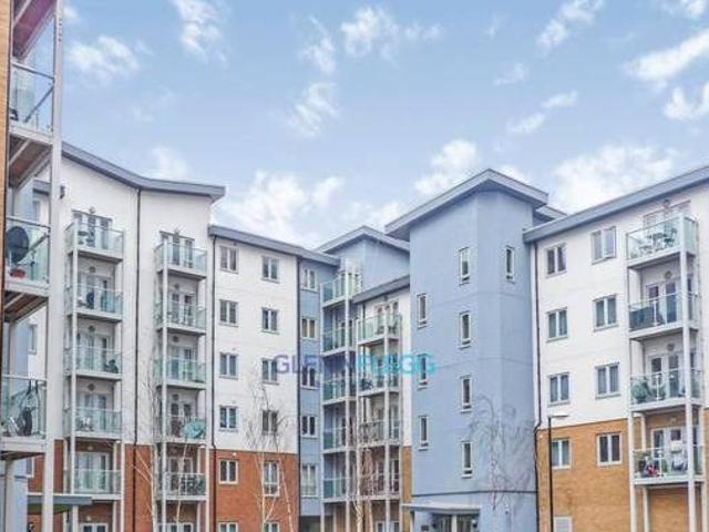 2 bedroom flat for rent in Foundry Court Slough SL2