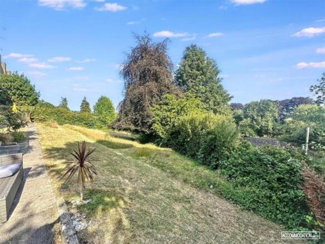2 bedroom flat for rent in Foye House Bridge Road Leigh Woods, Bristol, BS8