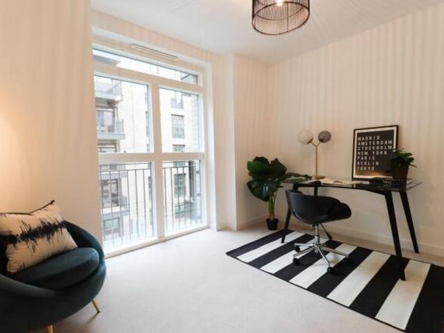 2 bedroom flat for rent in Florence House, Colindale, NW9