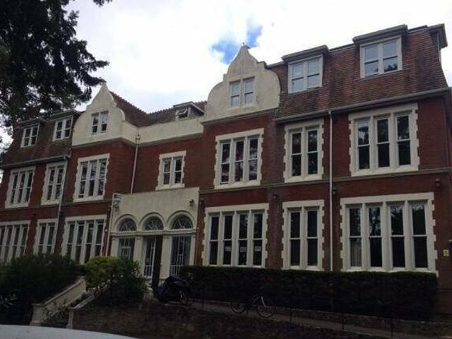 2 bedroom flat for rent in Flat At Chinegate Manor Knyveton Road Bournemouth BH1